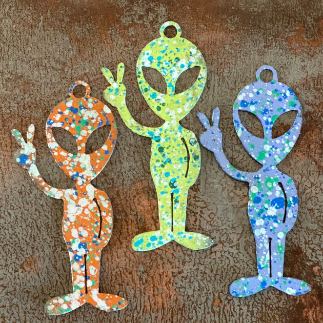 Alien Ornament | Cut-N-Rust